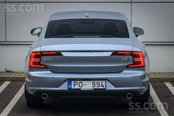 Blue Volvo S90 2016 in Riga, with an engine capacity of 2.00 L and mileage of 147 thousand km for 17950 €, photo 6 on AUTOMOTO.COM.LV