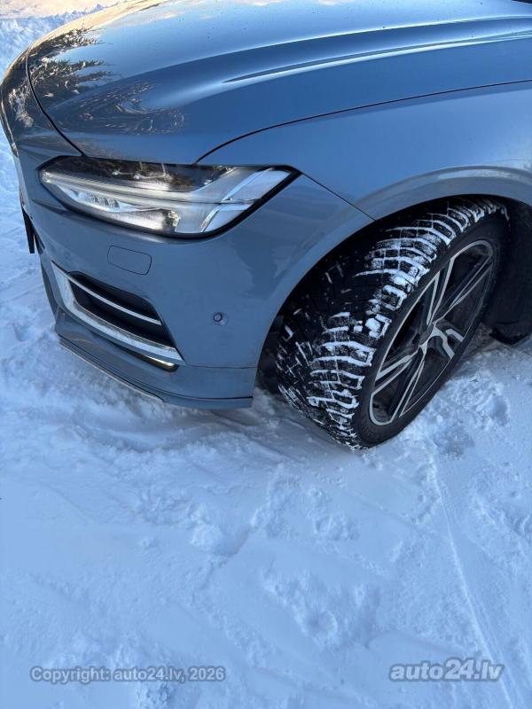 Zils Volvo S90 2017 Tallina, ar dzinēja tilpumu 2.00 L un nobraukumu 233 tūkst. km par 18500 €, foto 4 vietnē AUTOMOTO.COM.LV