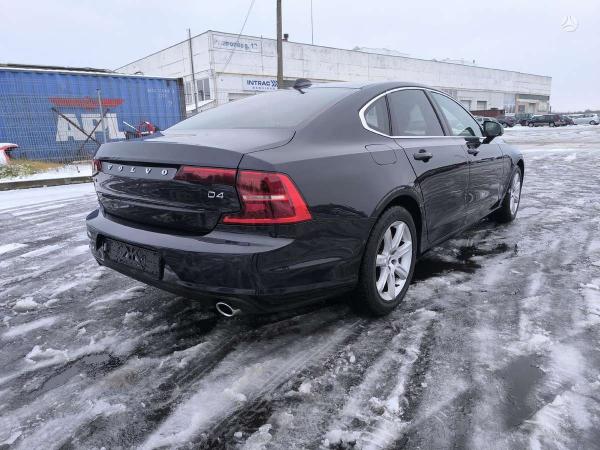 Zils Volvo S90 2017 Panevēža, ar dzinēja tilpumu 2.00 L un nobraukumu 250 tūkst. km par 11900 €, foto 5 vietnē AUTOMOTO.COM.LV