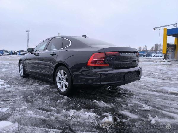 Zils Volvo S90 2017 Panevēža, ar dzinēja tilpumu 2.00 L un nobraukumu 250 tūkst. km par 11900 €, foto 6 vietnē AUTOMOTO.COM.LV