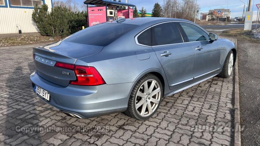 Zils Volvo S90 2017 Tallina, ar dzinēja tilpumu 2.00 L un nobraukumu 124 tūkst. km par 24200 €, foto 4 vietnē AUTOMOTO.COM.LV