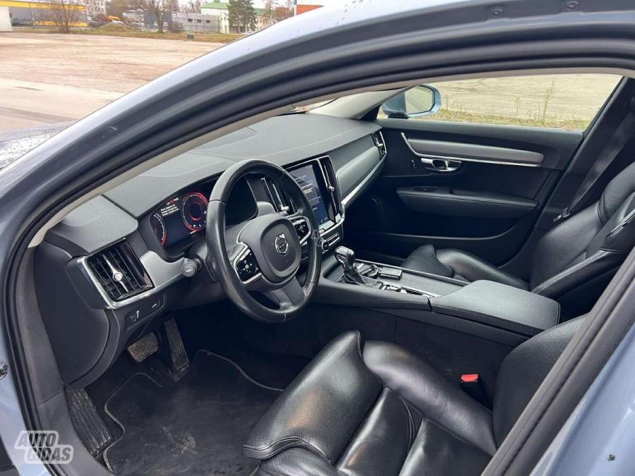 Zils Volvo S90 2017 Panevēža, ar dzinēja tilpumu 2.00 L un nobraukumu 247 tūkst. km par 13500 €, foto 13 vietnē AUTOMOTO.COM.LV