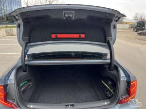 Zils Volvo S90 2017 Panevēža, ar dzinēja tilpumu 2.00 L un nobraukumu 247 tūkst. km par 13500 €, foto 29 vietnē AUTOMOTO.COM.LV