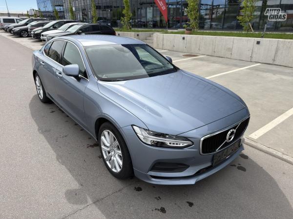 Blue Volvo S90 2017 in Panevezys, with an engine capacity of 2.00 L and mileage of 247 thousand km for 12999 €, photo 2 on AUTOMOTO.COM.LV
