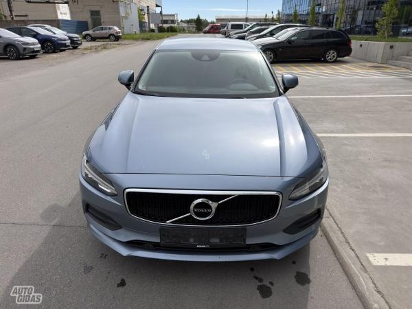 Blue Volvo S90 2017 in Panevezys, with an engine capacity of 2.00 L and mileage of 247 thousand km for 12999 €, photo 6 on AUTOMOTO.COM.LV