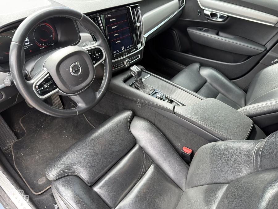 Zils Volvo S90 2017 Panevēža, ar dzinēja tilpumu 2.00 L un nobraukumu 247 tūkst. km par 12999 €, foto 16 vietnē AUTOMOTO.COM.LV