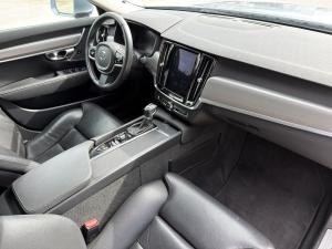 Zils Volvo S90 2017 Panevēža, ar dzinēja tilpumu 2.00 L un nobraukumu 247 tūkst. km par 12999 €, foto 19 vietnē AUTOMOTO.COM.LV