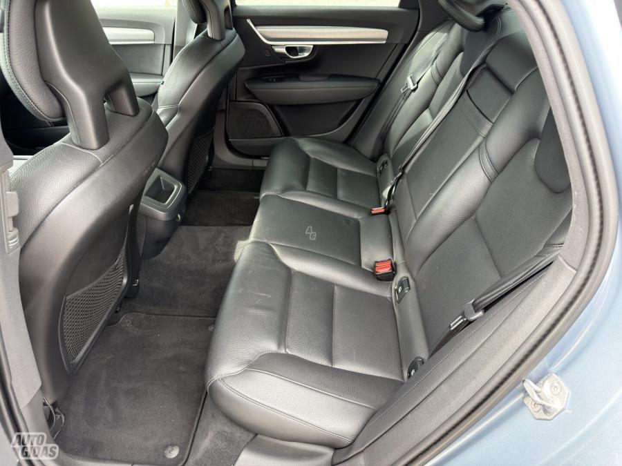 Zils Volvo S90 2017 Panevēža, ar dzinēja tilpumu 2.00 L un nobraukumu 247 tūkst. km par 12999 €, foto 34 vietnē AUTOMOTO.COM.LV