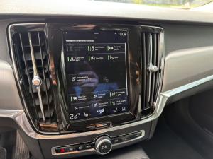 Zils Volvo S90 2017 Panevēža, ar dzinēja tilpumu 2.00 L un nobraukumu 247 tūkst. km par 12999 €, foto 28 vietnē AUTOMOTO.COM.LV