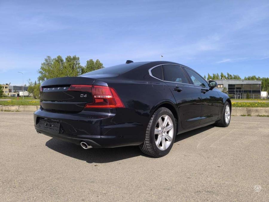 Zils Volvo S90 2017 Panevēža, ar dzinēja tilpumu 1.97 L un nobraukumu 290 tūkst. km par 11400 €, foto 9 vietnē AUTOMOTO.COM.LV