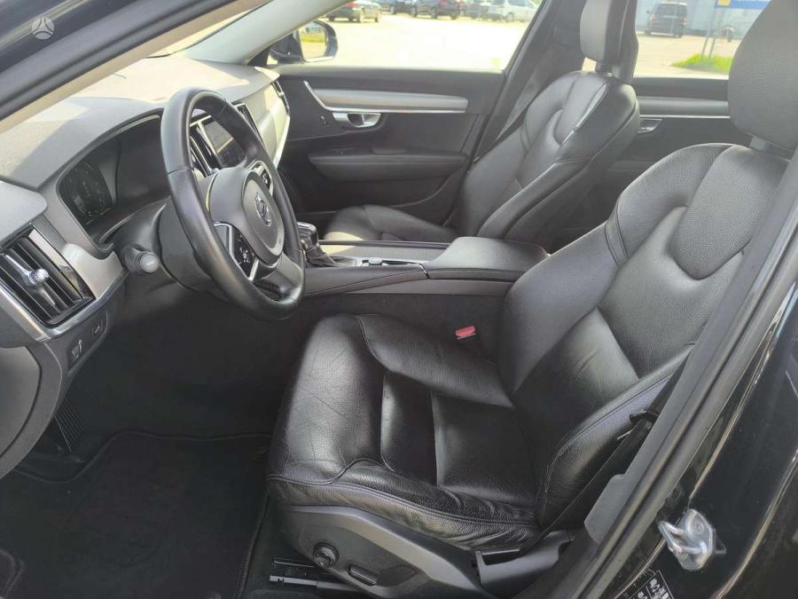 Zils Volvo S90 2017 Panevēža, ar dzinēja tilpumu 1.97 L un nobraukumu 290 tūkst. km par 11400 €, foto 15 vietnē AUTOMOTO.COM.LV