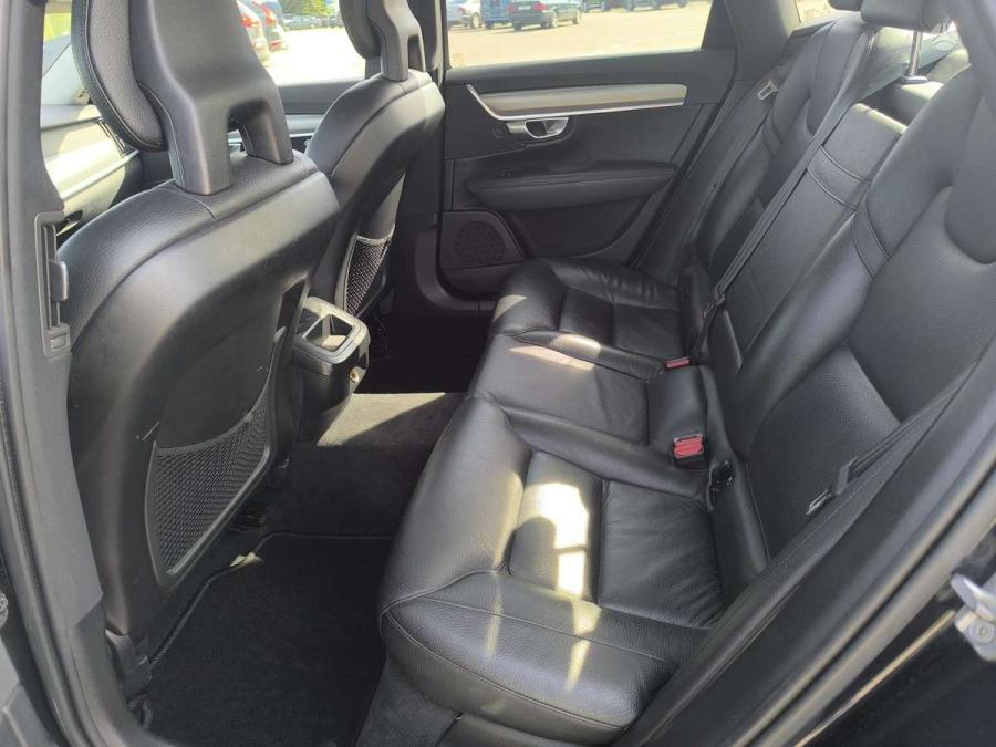 Zils Volvo S90 2017 Panevēža, ar dzinēja tilpumu 1.97 L un nobraukumu 290 tūkst. km par 11400 €, foto 21 vietnē AUTOMOTO.COM.LV