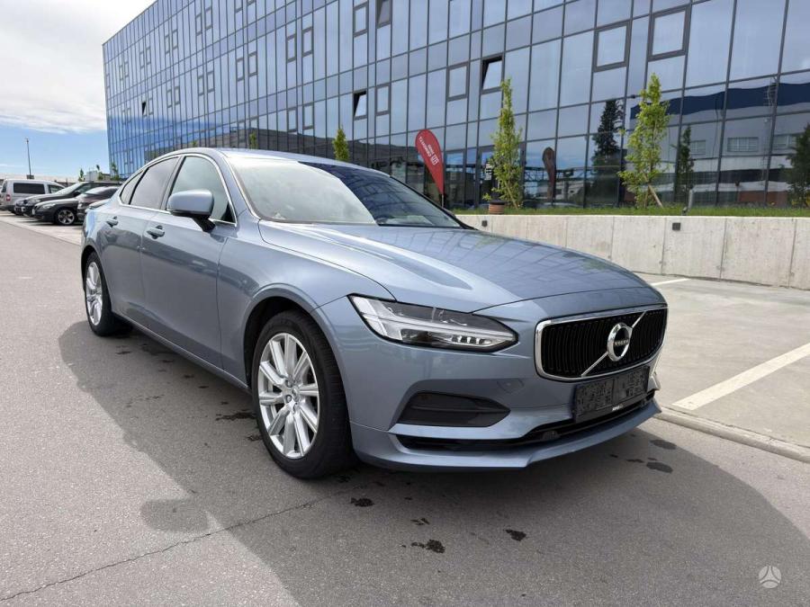 Zils Volvo S90 2017 Panevēža, ar dzinēja tilpumu 1.97 L un nobraukumu 247 tūkst. km par 12799 €, foto 1 vietnē AUTOMOTO.COM.LV