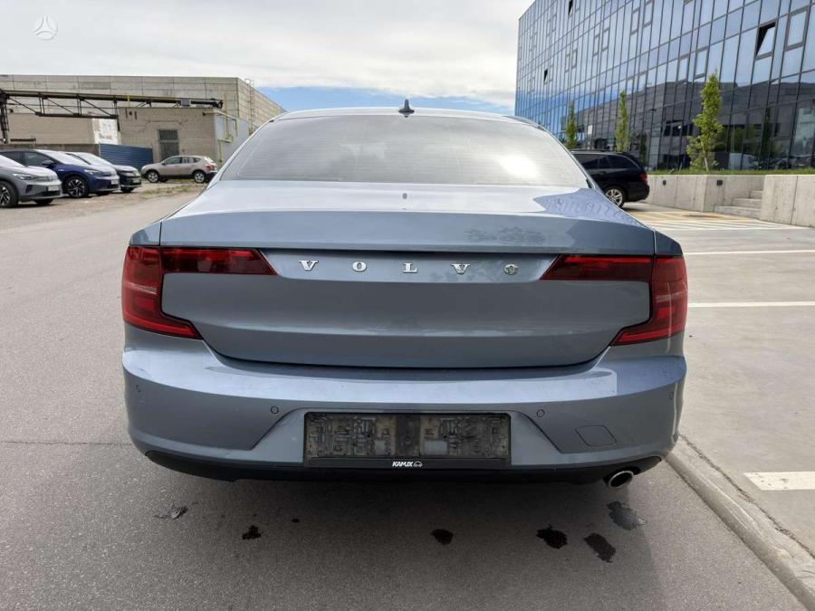 Zils Volvo S90 2017 Panevēža, ar dzinēja tilpumu 1.97 L un nobraukumu 247 tūkst. km par 12799 €, foto 10 vietnē AUTOMOTO.COM.LV