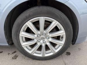 Zils Volvo S90 2017 Panevēža, ar dzinēja tilpumu 1.97 L un nobraukumu 247 tūkst. km par 12799 €, foto 14 vietnē AUTOMOTO.COM.LV