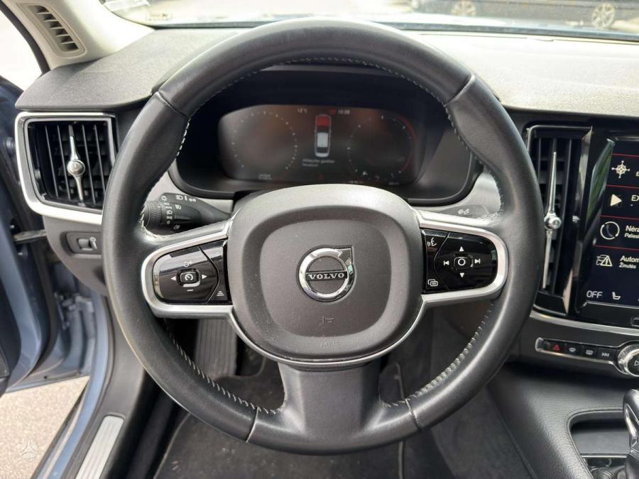 Zils Volvo S90 2017 Panevēža, ar dzinēja tilpumu 1.97 L un nobraukumu 247 tūkst. km par 12799 €, foto 22 vietnē AUTOMOTO.COM.LV