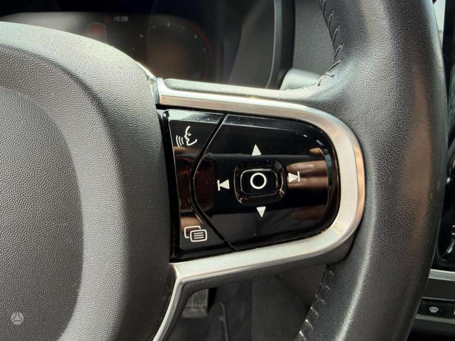 Zils Volvo S90 2017 Panevēža, ar dzinēja tilpumu 1.97 L un nobraukumu 247 tūkst. km par 12799 €, foto 25 vietnē AUTOMOTO.COM.LV