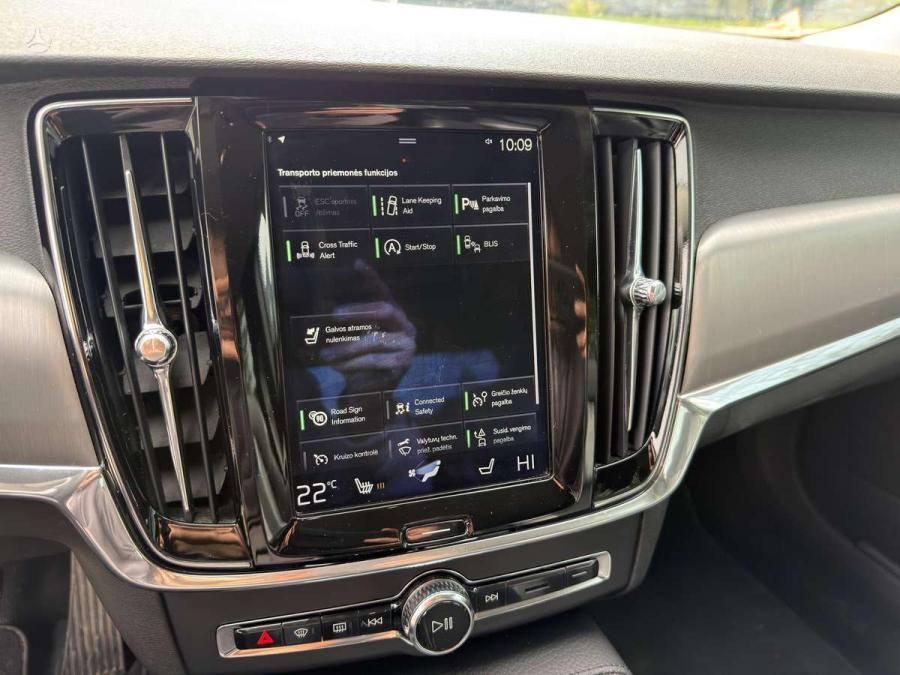Zils Volvo S90 2017 Panevēža, ar dzinēja tilpumu 1.97 L un nobraukumu 247 tūkst. km par 12799 €, foto 28 vietnē AUTOMOTO.COM.LV