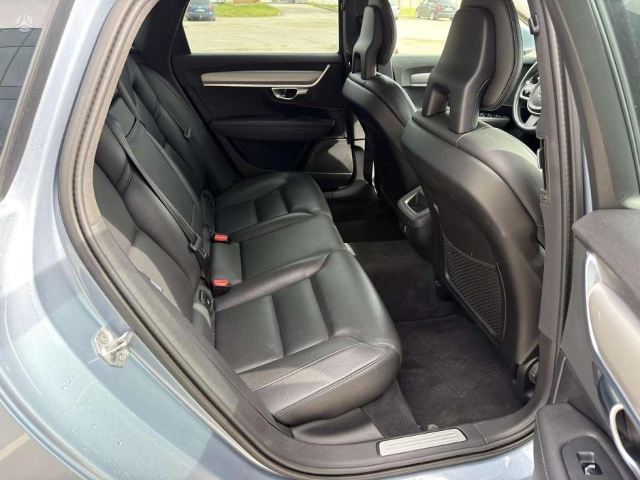 Zils Volvo S90 2017 Panevēža, ar dzinēja tilpumu 1.97 L un nobraukumu 247 tūkst. km par 12799 €, foto 34 vietnē AUTOMOTO.COM.LV