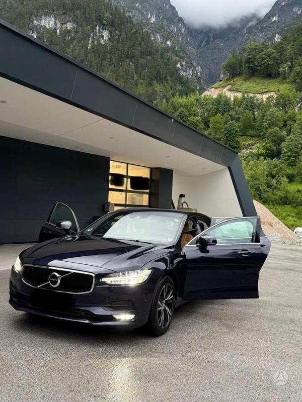 Volvo S90 2017 KauÅa vietnÄ Zils Volvo S90 2017 KauÅa, ar dzinÄja tilpumu 1.97 L un nobraukumu 163 tÅ«kst. km par 18000 ā¬, foto 5 vietnÄ AUTOMOTO.COM.LV