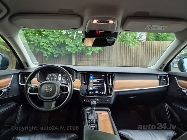 Blue Volvo S90 2018 in Tallinn, with an engine capacity of 2.00 L and mileage of 170 thousand km for 23000 €, photo 7 on AUTOMOTO.COM.LV