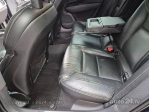 Blue Volvo S90 2018 in Tallinn, with an engine capacity of 2.00 L and mileage of 170 thousand km for 23000 €, photo 10 on AUTOMOTO.COM.LV
