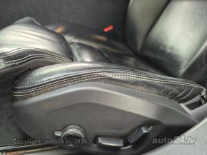 Blue Volvo S90 2018 in Tallinn, with an engine capacity of 2.00 L and mileage of 170 thousand km for 23000 €, photo 11 on AUTOMOTO.COM.LV