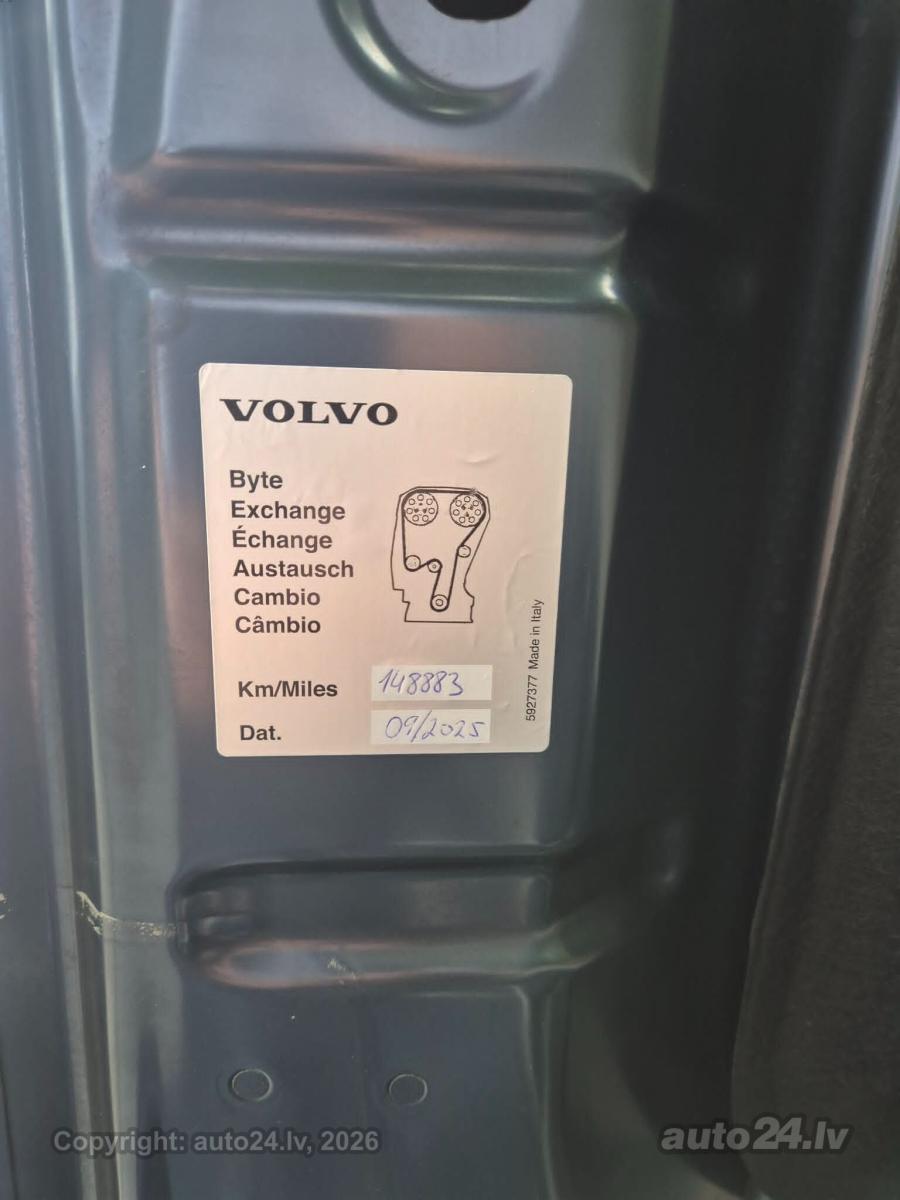 Blue Volvo S90 2018 in Tallinn, with an engine capacity of 2.00 L and mileage of 170 thousand km for 23000 €, photo 28 on AUTOMOTO.COM.LV