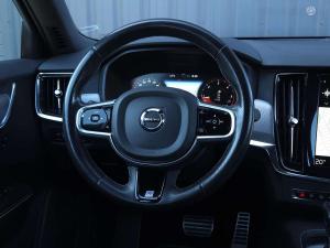 Blue Volvo S90 2018 in Kaunas, with an engine capacity of 2.00 L and mileage of 240 thousand km for 15450 €, photo 15 on AUTOMOTO.COM.LV