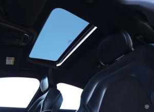Blue Volvo S90 2018 in Kaunas, with an engine capacity of 2.00 L and mileage of 240 thousand km for 15450 €, photo 20 on AUTOMOTO.COM.LV