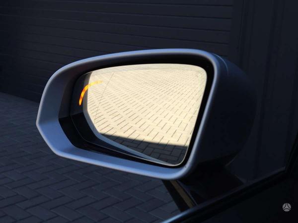 Blue Volvo S90 2018 in Kaunas, with an engine capacity of 2.00 L and mileage of 240 thousand km for 15450 €, photo 6 on AUTOMOTO.COM.LV