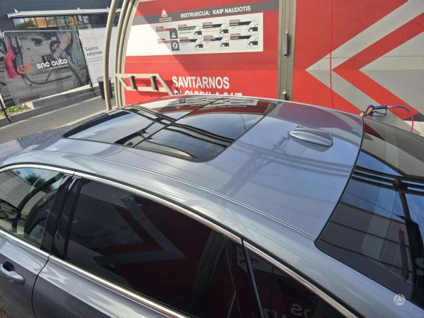 Zils Volvo S90 2018 Kauņa, ar dzinēja tilpumu 1.97 L un nobraukumu 104 tūkst. km par 19000 €, foto 10 vietnē AUTOMOTO.COM.LV