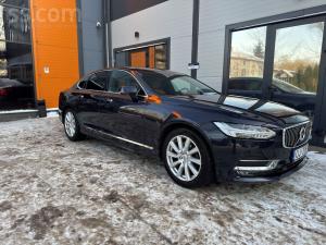 Blue Volvo S90 2019 in Riga, with an engine capacity of 2.00 L and mileage of 57 thousand km for 24500 €, photo 4 on AUTOMOTO.COM.LV