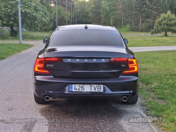 Синий Вольво С90 2019 в Таллин, объемом двигателя 2.00 л и пробегом 165 тыс. км за 22900 €, фото 11 на AUTOMOTO.COM.LV
