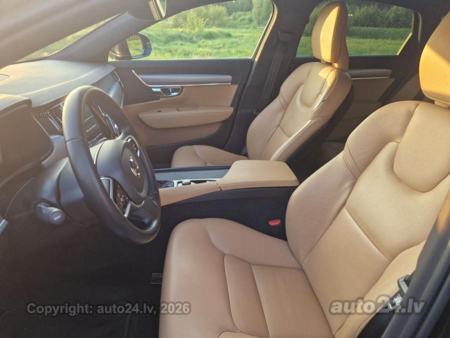 Zils Volvo S90 2019 Tallina, ar dzinēja tilpumu 2.00 L un nobraukumu 165 tūkst. km par 22900 €, foto 28 vietnē AUTOMOTO.COM.LV