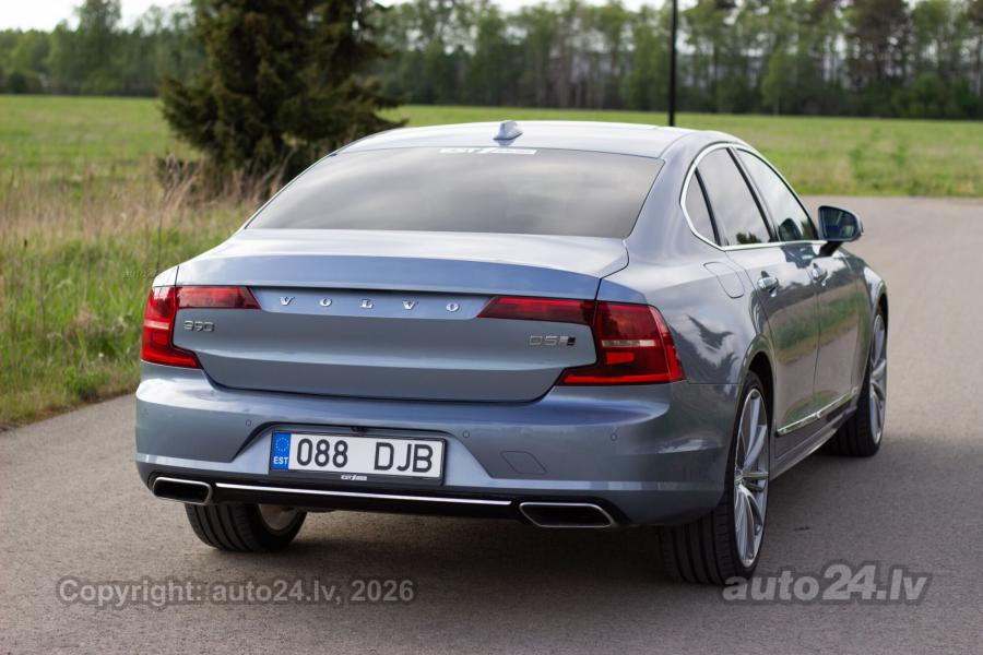 Blue Volvo S90 2019 in Tallinn, with an engine capacity of 2.00 L and mileage of 102 thousand km for 26900 €, photo 4 on AUTOMOTO.COM.LV