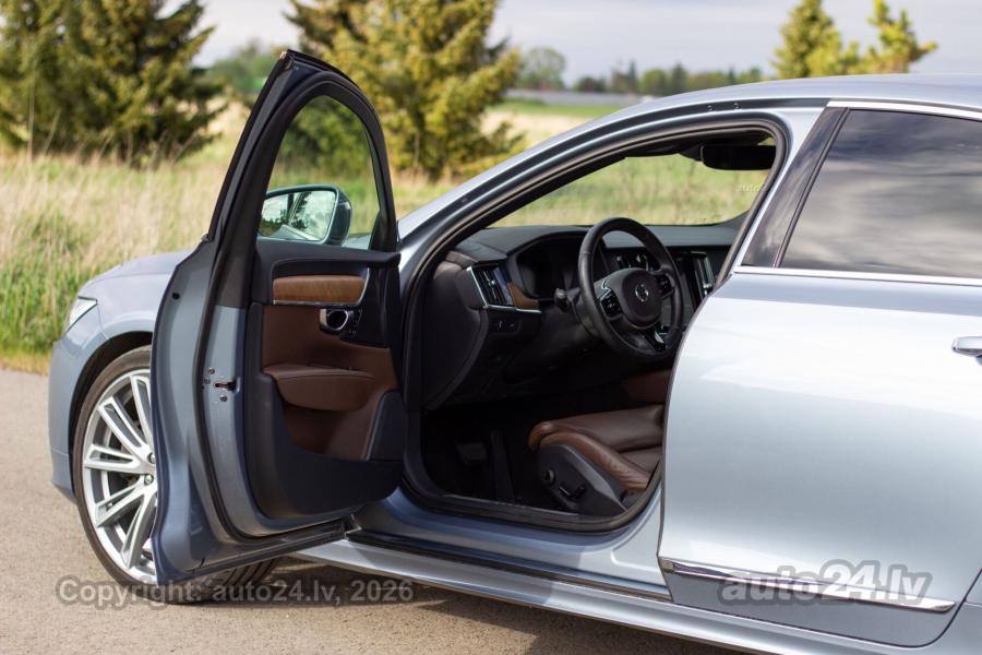Blue Volvo S90 2019 in Tallinn, with an engine capacity of 2.00 L and mileage of 102 thousand km for 26900 €, photo 9 on AUTOMOTO.COM.LV