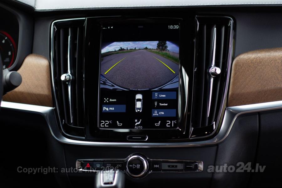 Blue Volvo S90 2019 in Tallinn, with an engine capacity of 2.00 L and mileage of 102 thousand km for 26900 €, photo 12 on AUTOMOTO.COM.LV