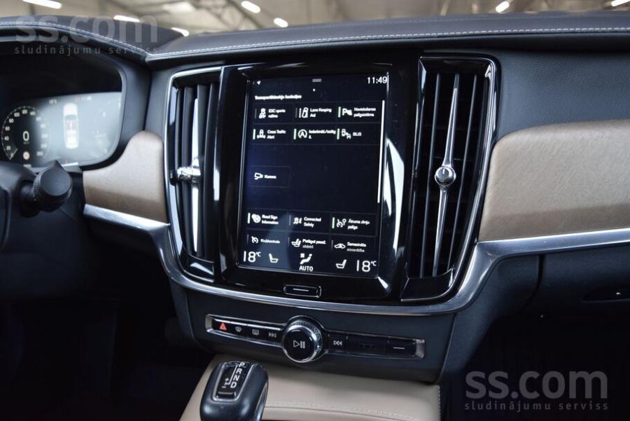 Blue Volvo S90 2019 in Riga, with an engine capacity of 2.00 L and mileage of 59 thousand km for 23900 €, photo 8 on AUTOMOTO.COM.LV