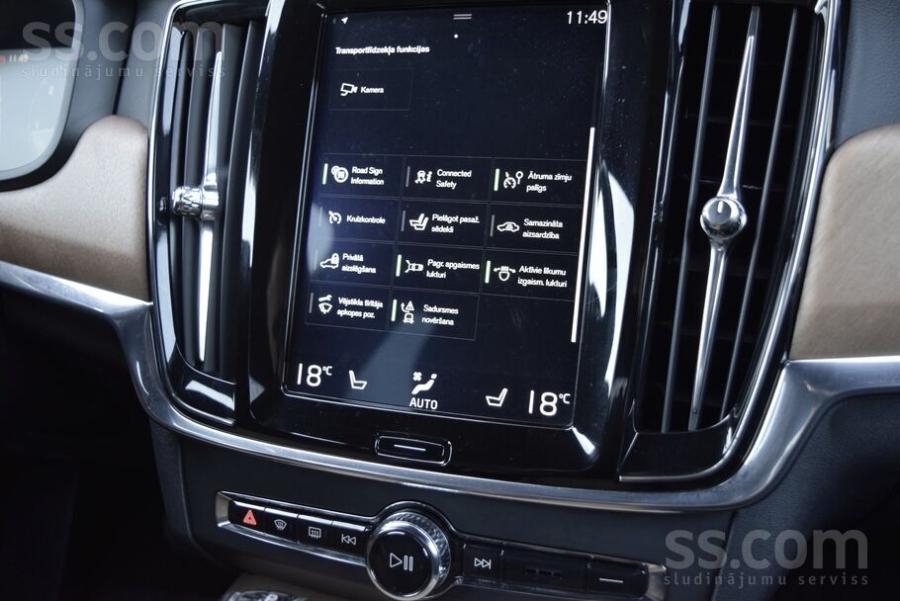 Blue Volvo S90 2019 in Riga, with an engine capacity of 2.00 L and mileage of 59 thousand km for 23900 €, photo 9 on AUTOMOTO.COM.LV