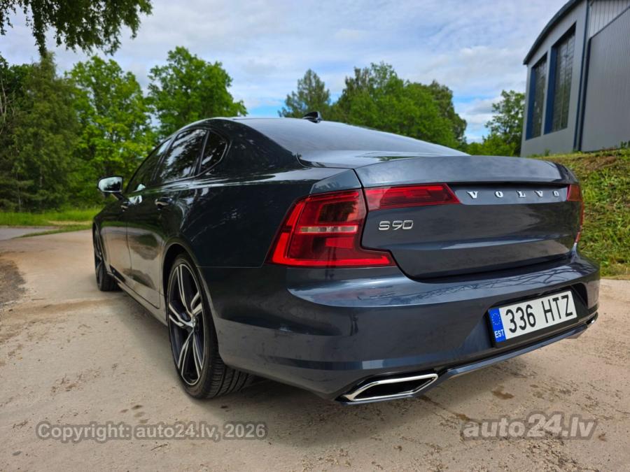 Blue Volvo S90 2019 in Tallinn, with an engine capacity of 2.00 L and mileage of 81 thousand km for 25900 €, photo 6 on AUTOMOTO.COM.LV