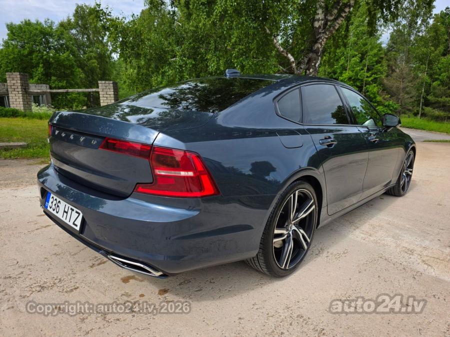 Blue Volvo S90 2019 in Tallinn, with an engine capacity of 2.00 L and mileage of 81 thousand km for 25900 €, photo 7 on AUTOMOTO.COM.LV