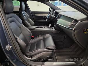 Blue Volvo S90 2019 in Tallinn, with an engine capacity of 2.00 L and mileage of 81 thousand km for 25900 €, photo 12 on AUTOMOTO.COM.LV