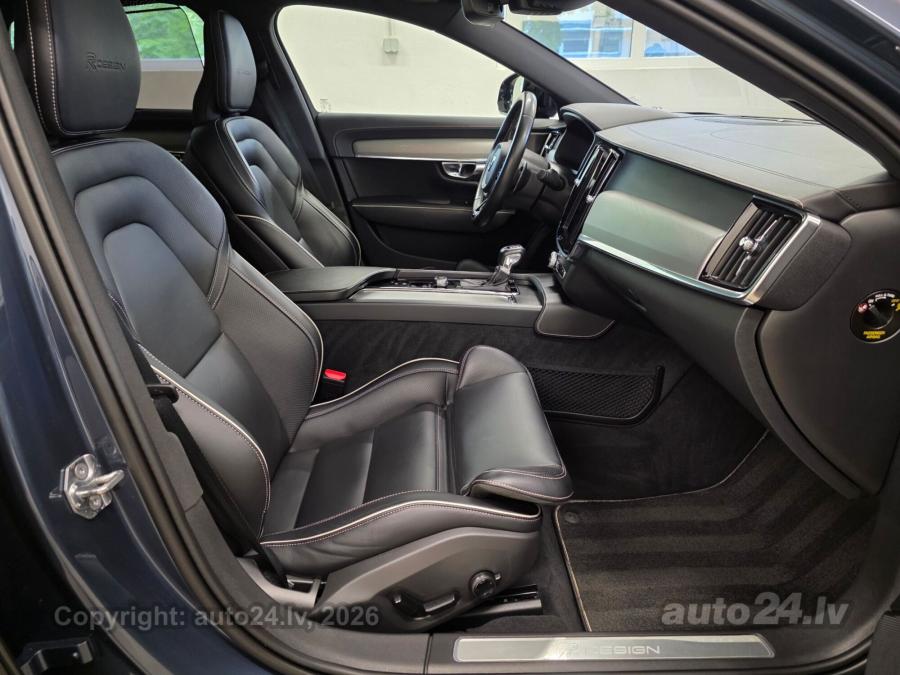 Blue Volvo S90 2019 in Tallinn, with an engine capacity of 2.00 L and mileage of 81 thousand km for 25900 €, photo 12 on AUTOMOTO.COM.LV