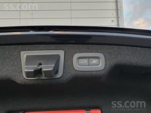 Синий Вольво С90 2019 в Рига, объемом двигателя 2.00 л и пробегом 142 тыс. км за 18950 €, фото 10 на AUTOMOTO.COM.LV