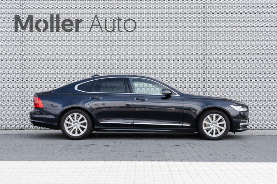 Blue Volvo S90 2019 in Marupe, with an engine capacity of 2.00 L and mileage of 142 thousand km for 19800 €, photo 6 on AUTOMOTO.COM.LV