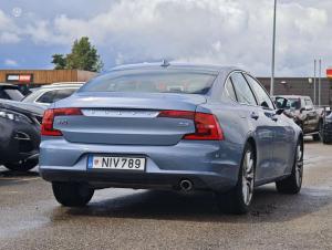 Blue Volvo S90 2019 in Vilnius, with an engine capacity of 1.97 L and mileage of 93 thousand km for 19200 €, photo 4 on AUTOMOTO.COM.LV