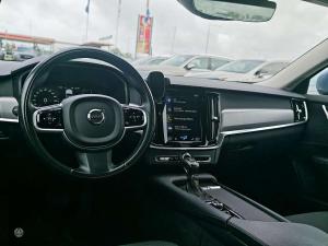 Blue Volvo S90 2019 in Vilnius, with an engine capacity of 1.97 L and mileage of 93 thousand km for 19200 €, photo 5 on AUTOMOTO.COM.LV