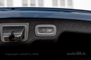 Zils Volvo S90 2020 Pērnava, ar dzinēja tilpumu 2.00 L un nobraukumu 113 tūkst. km par 27990 €, foto 24 vietnē AUTOMOTO.COM.LV