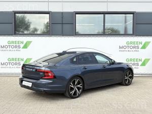 Blue Volvo S90 2021 in Riga, with an engine capacity of 2.00 L and mileage of 134 thousand km for 22500 €, photo 5 on AUTOMOTO.COM.LV